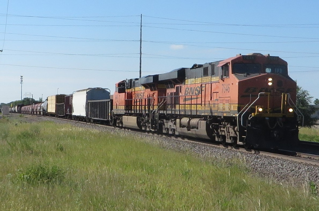 BNSF 7646 West